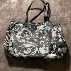 L.A.M.B. | Bags | Lamb Gwen Stefani Calligraphy Roses Tote Bag | Poshmark